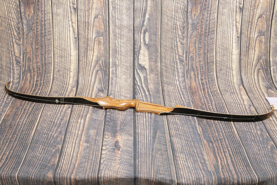 Vintage Damon Howatt Bow Hunter 60# | eBay