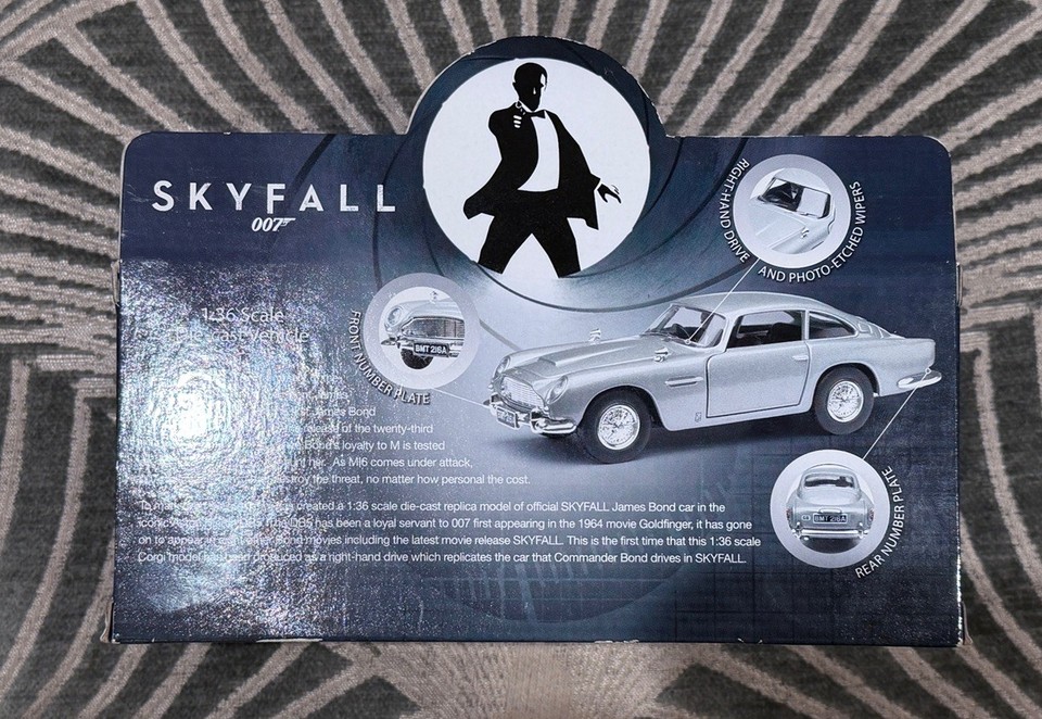 Corgi 1/36 Scale CC04310 - Aston Martin DB5 - James Bond 007 Skyfall ...