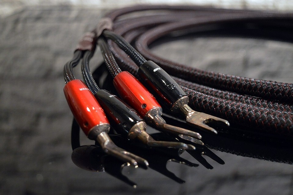 Audioquest Type 9 Perfect Surface Solid Copper Speaker Cables - 3M Pair ...