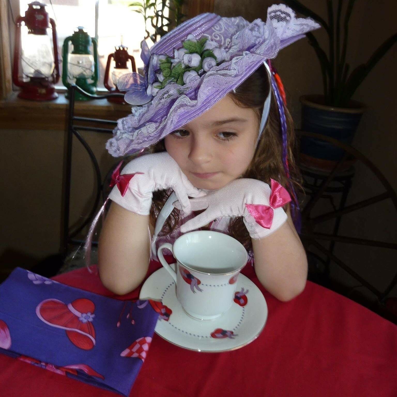 RED HAT LADIES CUPS & SAUCERS SET TEA SET GIFT | eBay