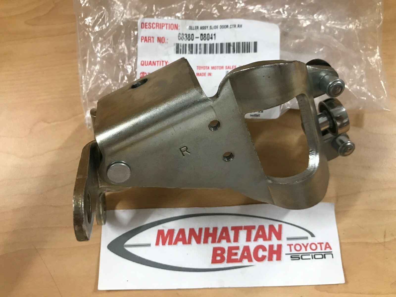 11-20 SIENNA RIGHT SIDE SLIDING DOOR HINGE RIGHT CENTER 68380-08041 ...