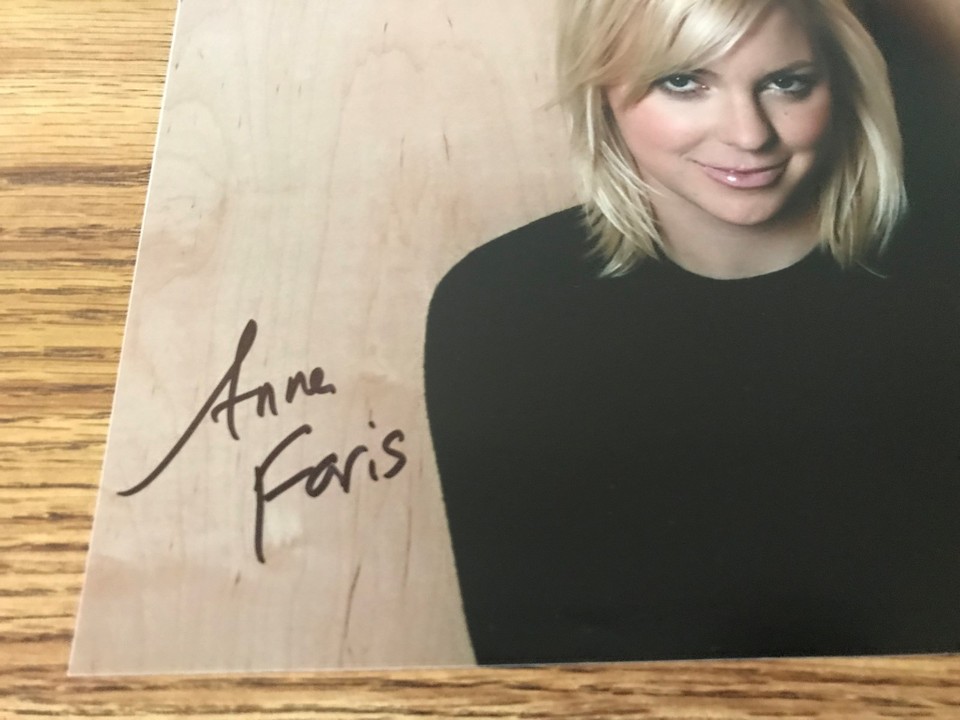 Anna Faris Autographed 8x10 Photo The House Bunny Just Friends Mom | eBay