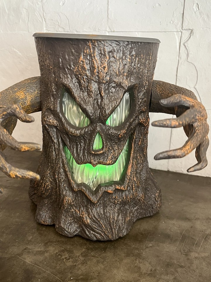 Halloween 2015 Animatronic Spooky Tree Motion Sensor Talking Candy Dish ...
