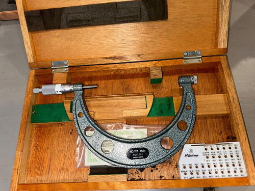 MITUTOYO SCREW THREAD MICROMETER NO. 126-142 5-6" .001" | eBay