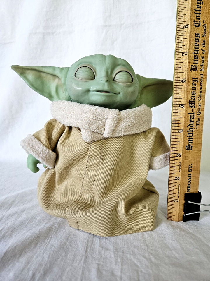 Hasbro Star Wars Grogu Baby Yoda Child Mandalorian Animatronic Action ...