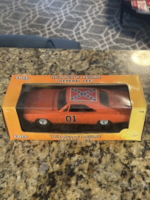 The Dukes Of Hazzard "General Lee" ERTL 7967 In box. 1:25 | eBay