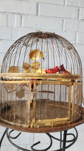 Antique Hendrix Bird Finch Canary Cage W/ Glass Cardinals & Curtis Jeer ...