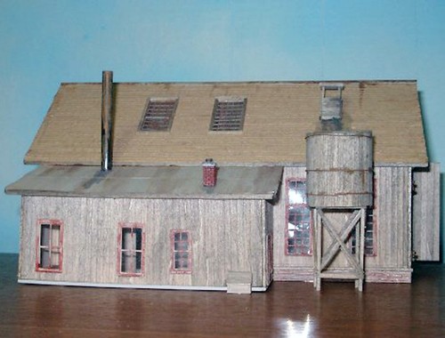 TWO STALL ENGINE HOUSE HO Model Railroad Locomotive Structure Unpaintd ...
