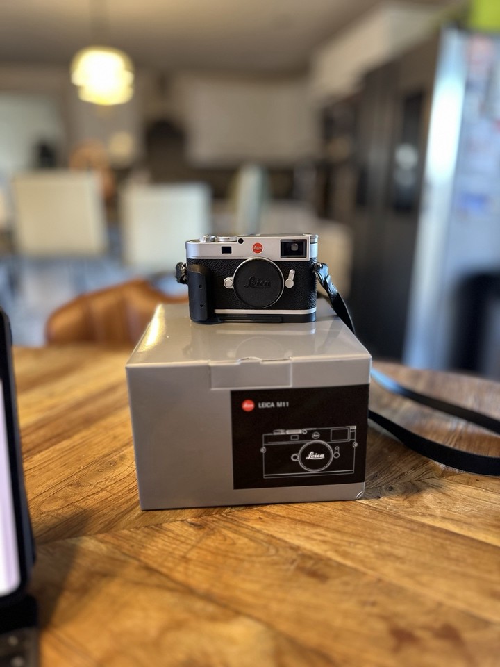 Leica M11 60.3MP Digital Rangefinder Camera - Silver Chrome | eBay UK