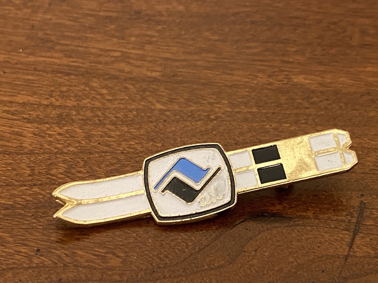 Vintage Ski Vail Lapel Pin Ski Skiing | eBay