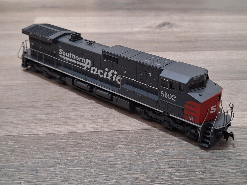 ⭐ ATHEARN 4907 HO SCALE SOUTHERN PACIFIC GE C44-9W DIESEL LOCOMOTIVE ...