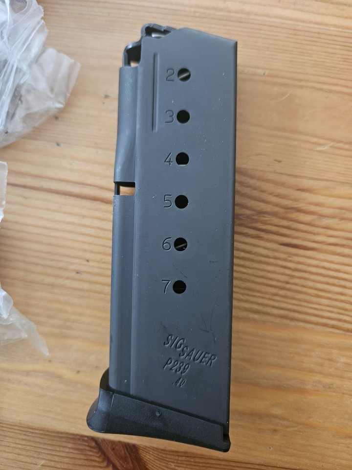 SIG SAUER Factory NEW P239 Magazine .40 7 Rounds Lot Of 5 | eBay