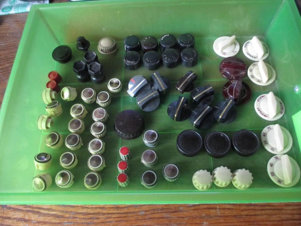 VINTAGE KNOBS FOR RECORD PLAYERS, AMPLIFIERS, RADIOS.1960's. 1 KNOB ...
