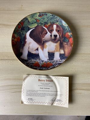 "Berry Sweet" Simon Mendez Danbury Mint Beagles Plate Collection | eBay