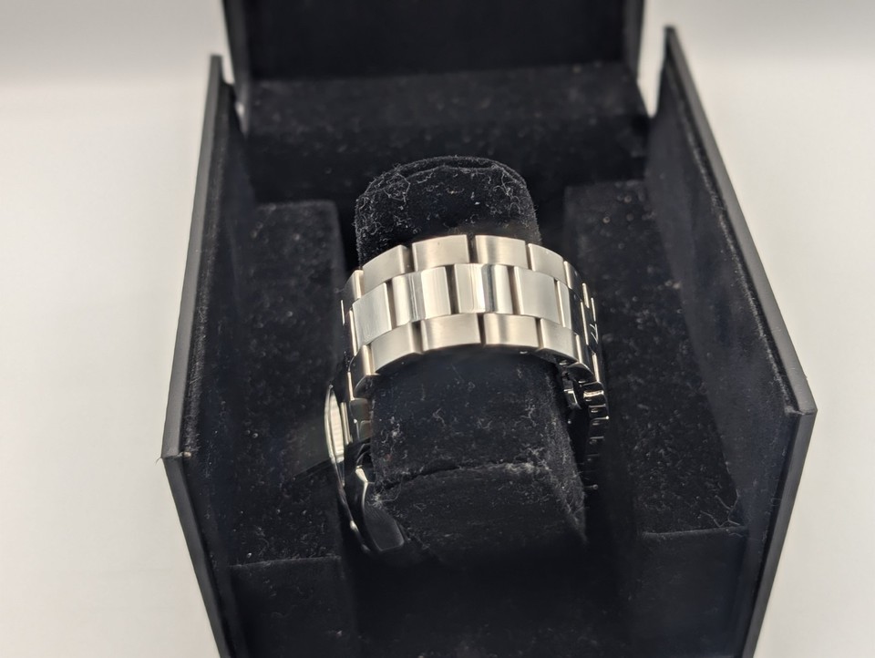 Men's Bulova Surveyor Green Dial Watch in Stainless Steel Model 96B429 ...