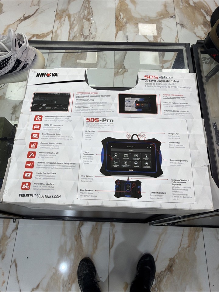 Innova 7111 SDS Smart Diagnostic System OBD2 Tablet Scan Tool Scanner ...
