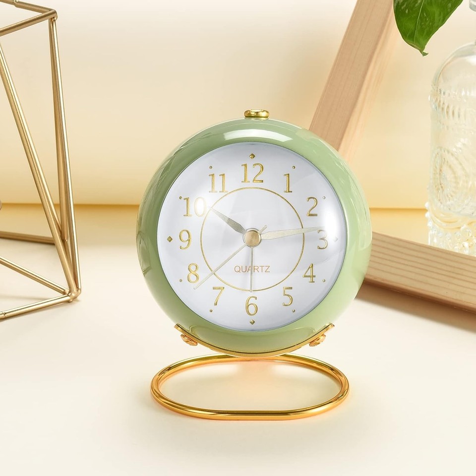 Analog Alarm Clocks,Retro Backlight Cute Simple Design Small Small ...