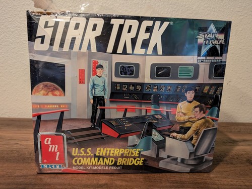 Star Trek Vintage 1991 U.S.S. Enterprise Command Bridge AMT Ertl Model ...
