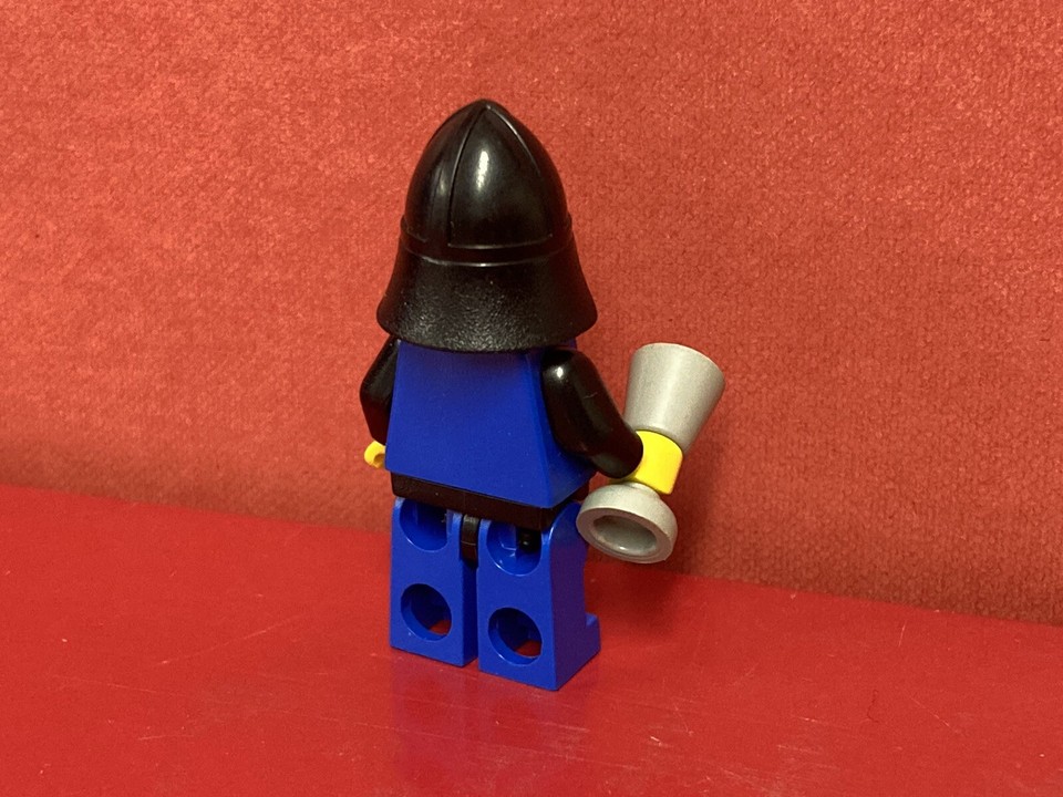 Lego Castle Black Knights Minifigure From Sets 1584 And 6060 - cas188 ...