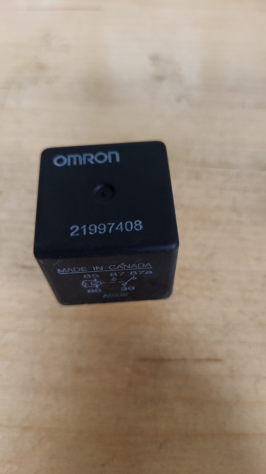 LOT OF 3 GM Omron 5 Pins Relay 21997408 OEM OR TYCO 12193602 SAME | eBay