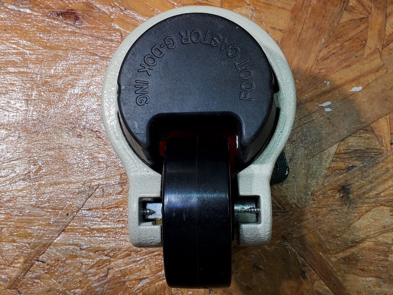 FOOT CASTER GD-100 Leveling Caster - 750KG - 1600lb - 75mm Nylon Wheel ...