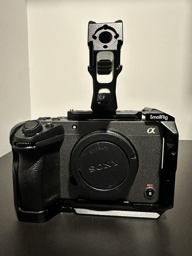 Sony FX30 26.1MP 4K f/4 Lens Cinema Digital Camera - Gray (ILME-FX30B ...