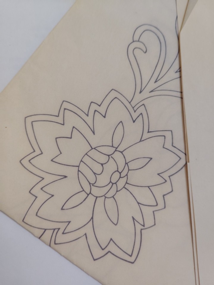 Linens Charming 3752 Floral Hot Iron Transfer Pattern Aunt Martha's ...