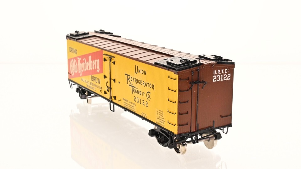 Precision Scale Brass Refrigerator Car Pacific Fruit Express O scale | eBay