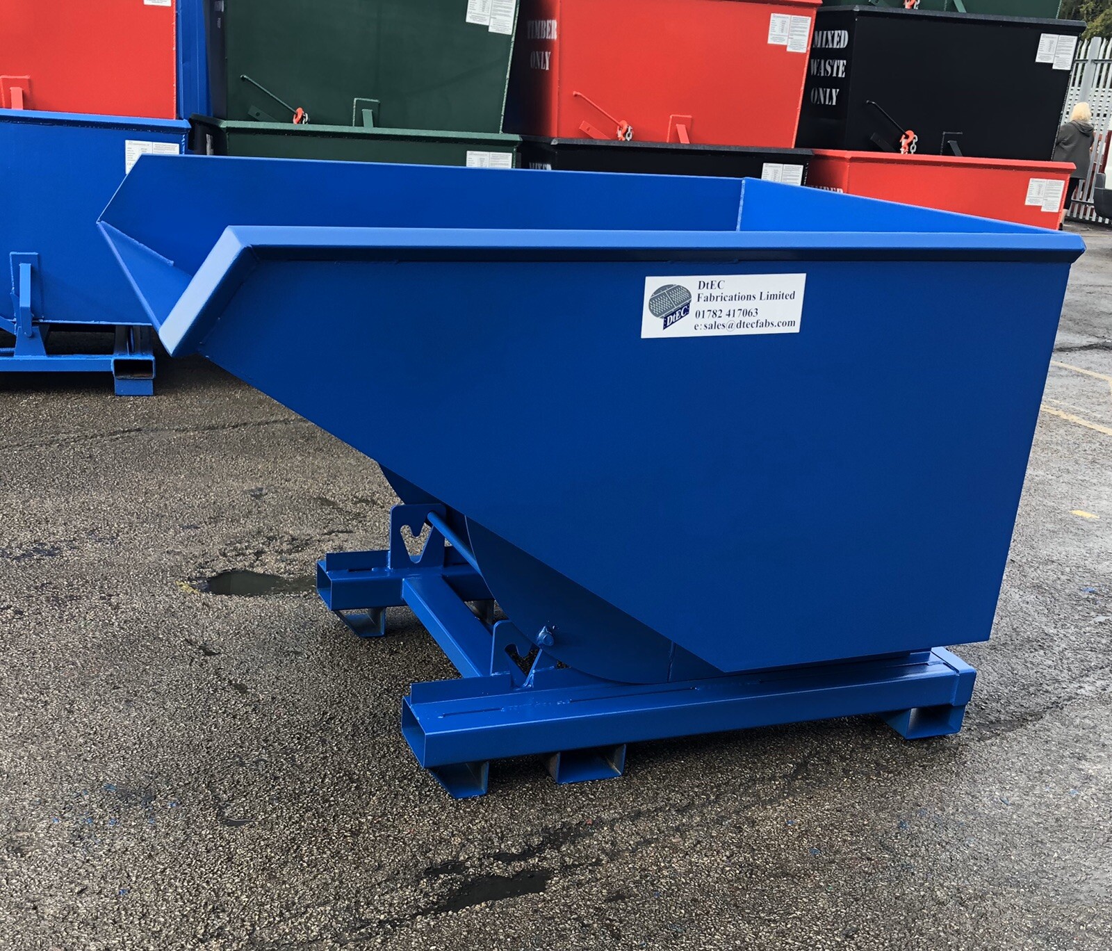 THE ORIGINAL Dtec Fabrications ltd NEW 1250 Tipping Skip £499.00 + VAT ...