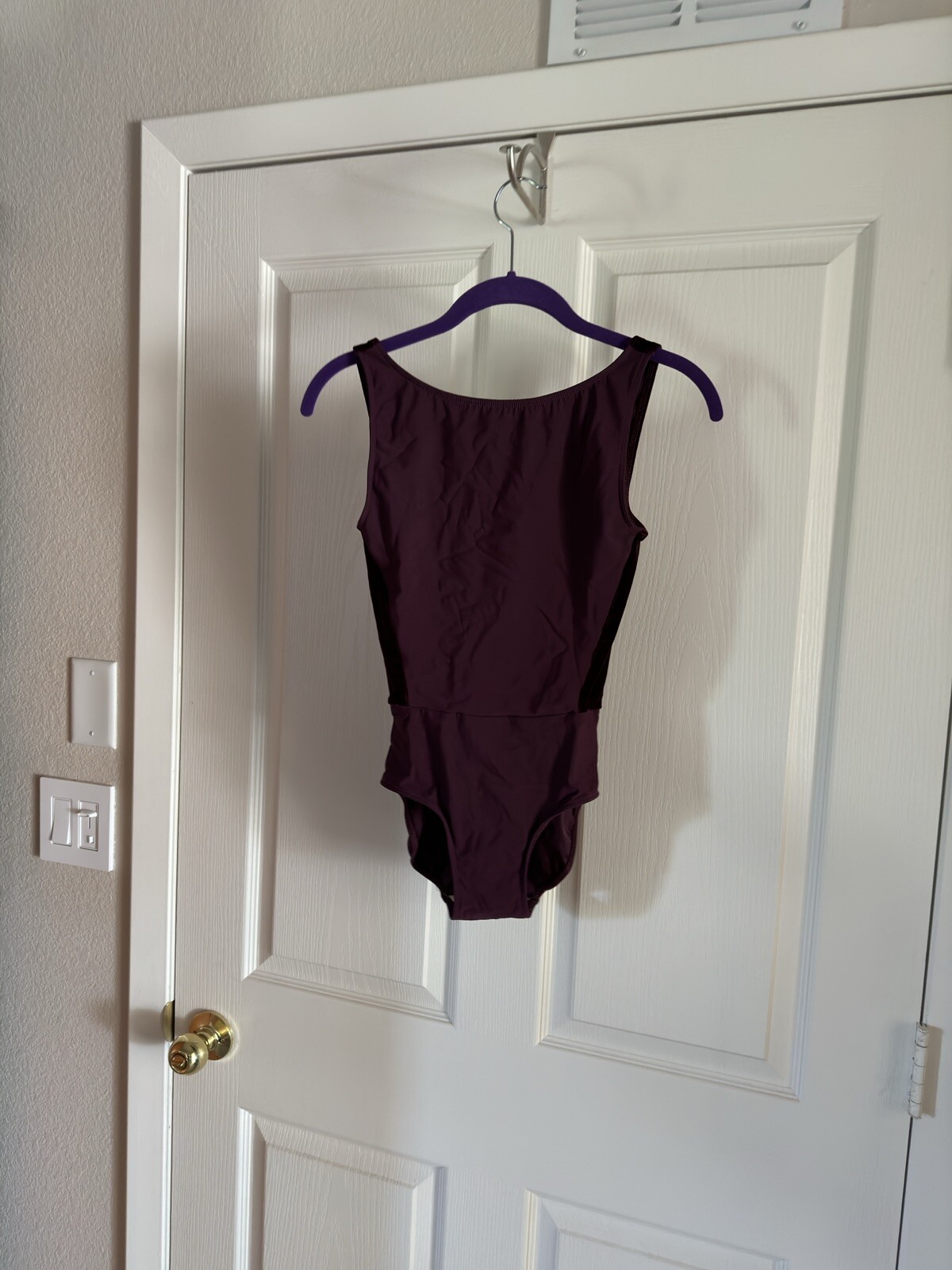 eleve ballet leotard size Small - Gem