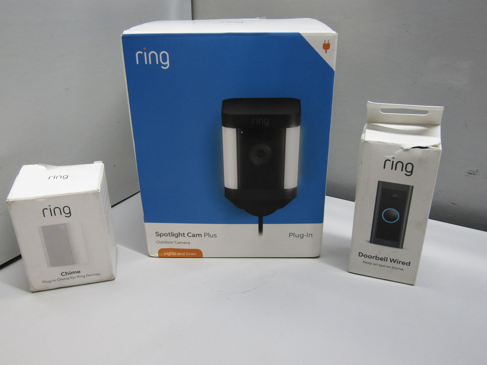 Lot Of 3 Ring Security Devices Spotlight Outdoor Cam Plus '22 ...