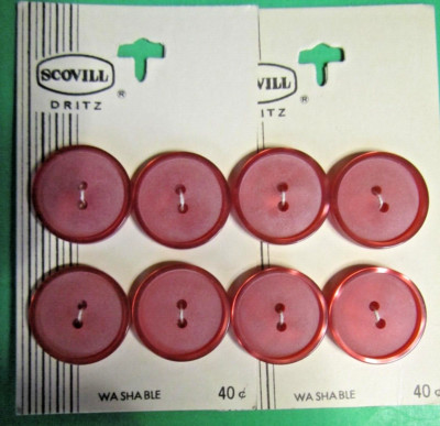 (8) VINTAGE SCOVILLE DRITZ 3/4" RED PLASTIC 2-HOLE BUTTONS NOS 2-CARD ...