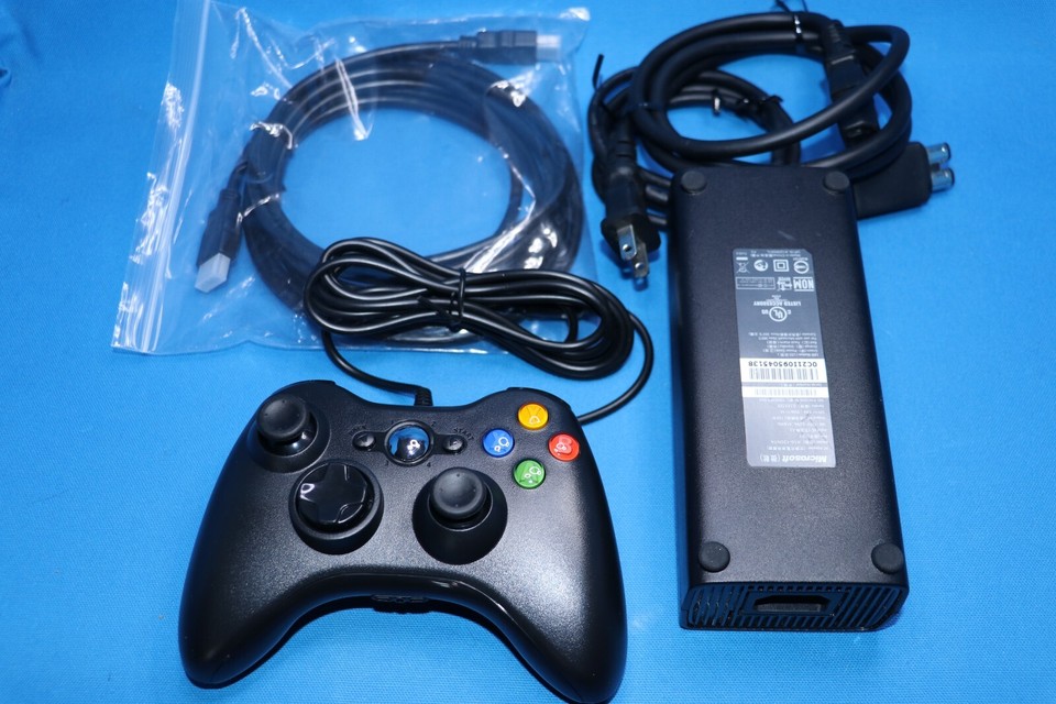 Microsoft XBOX 360 SLIM Black Video Game Console System Bundle Set Kit ...