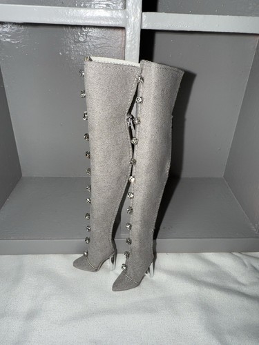 Integrity Toys Imogen Baby Blue NU FACE Fashion Doll Knee High Grey ...