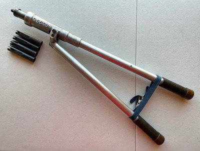 Riveters - Cherry Rivet Gun