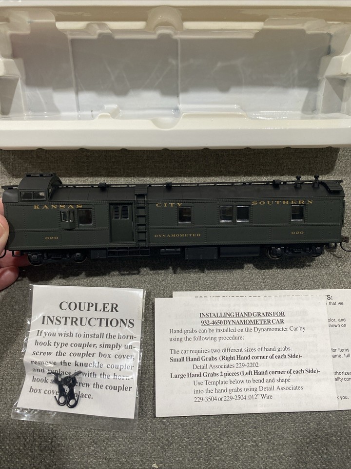 Walthers Dynamometer Car Kansas City Southern #020. #932-4657 | eBay