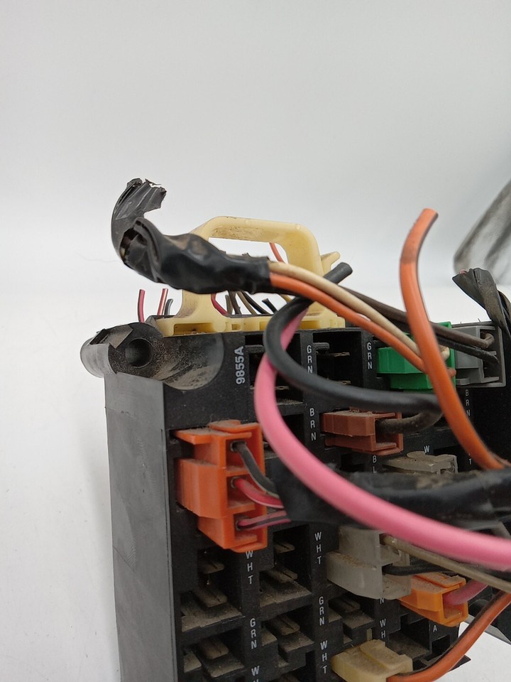 88-94 GMC CHEVY TRUCK C/K Under Dash Junction Box Body Relay Control ...