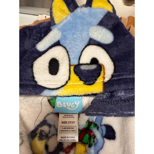 NWT Bluey Robe w/ hood Size 2T / 3T | eBay