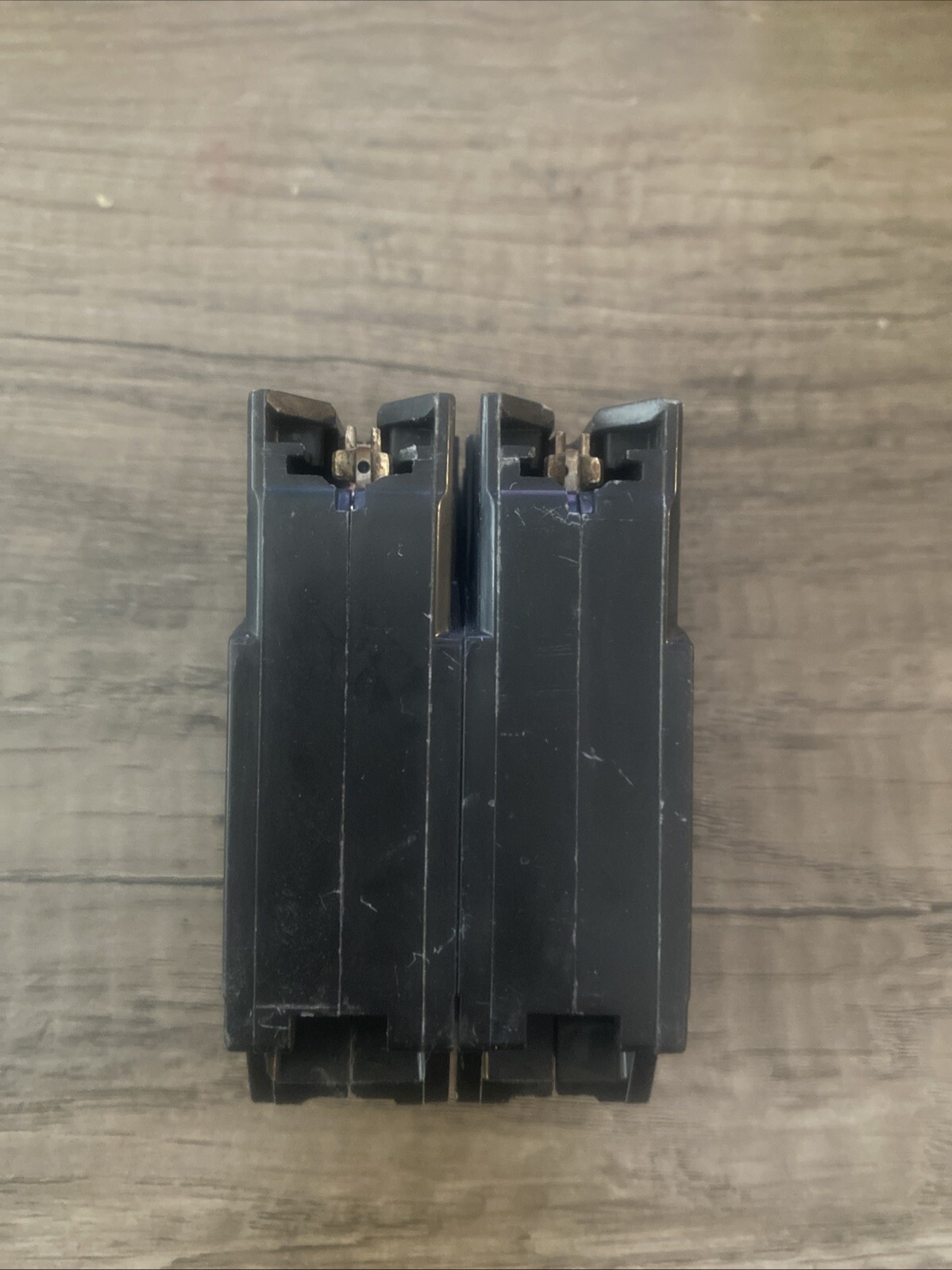 GE THQL2160 2 Pole 60A 120/240VAC Plug In Molded Case Circuit Breaker ...