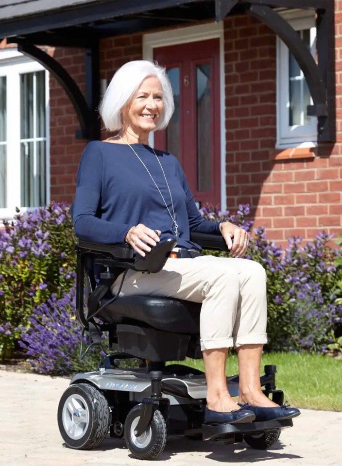 Ex-Demo I-Go Crest CSS Portable 4mph Powerchair Electric Wheelchair w ...