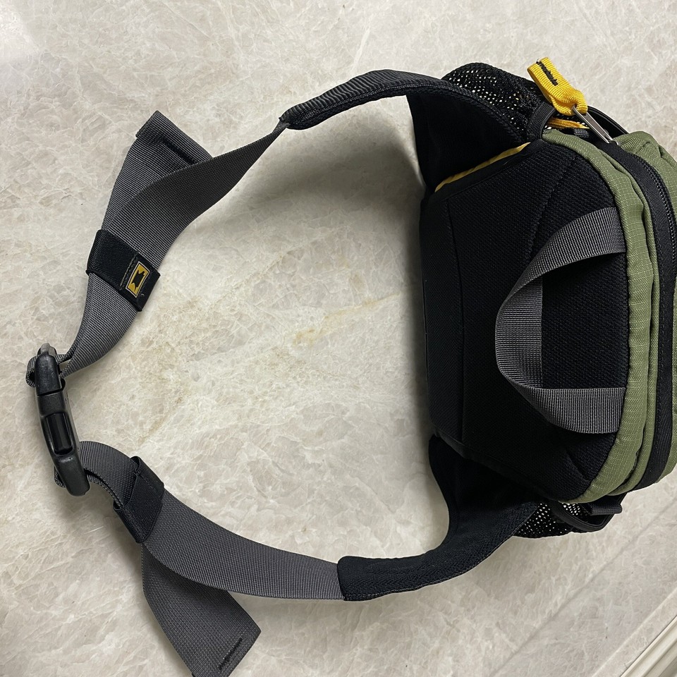 Mountainsmith Kinetic TLS Waistpack Nylon Green Bottle Pockets Hip Belt ...