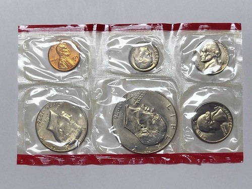 Full Set of 1975 UNCIRCULATED coins Denver Mint Never touched almost 50 ...