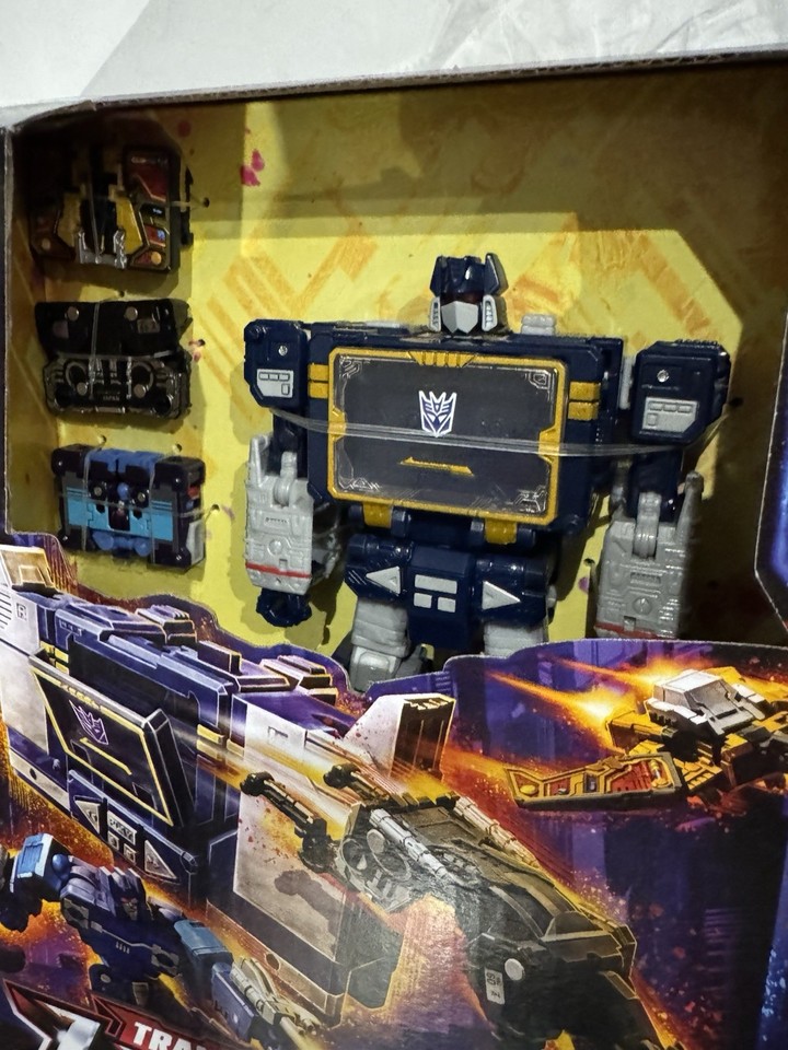 Transformers Legacy United Soundwave Decepticon Buzzsaw Ravage Rumble ...