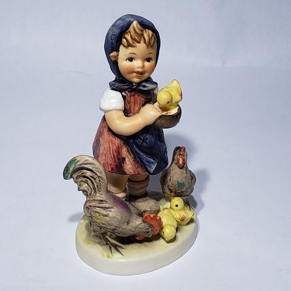 VTG Goebel Hummel #199/0 Feeding Time Girl Chicks TMK-6 Figurine W ...