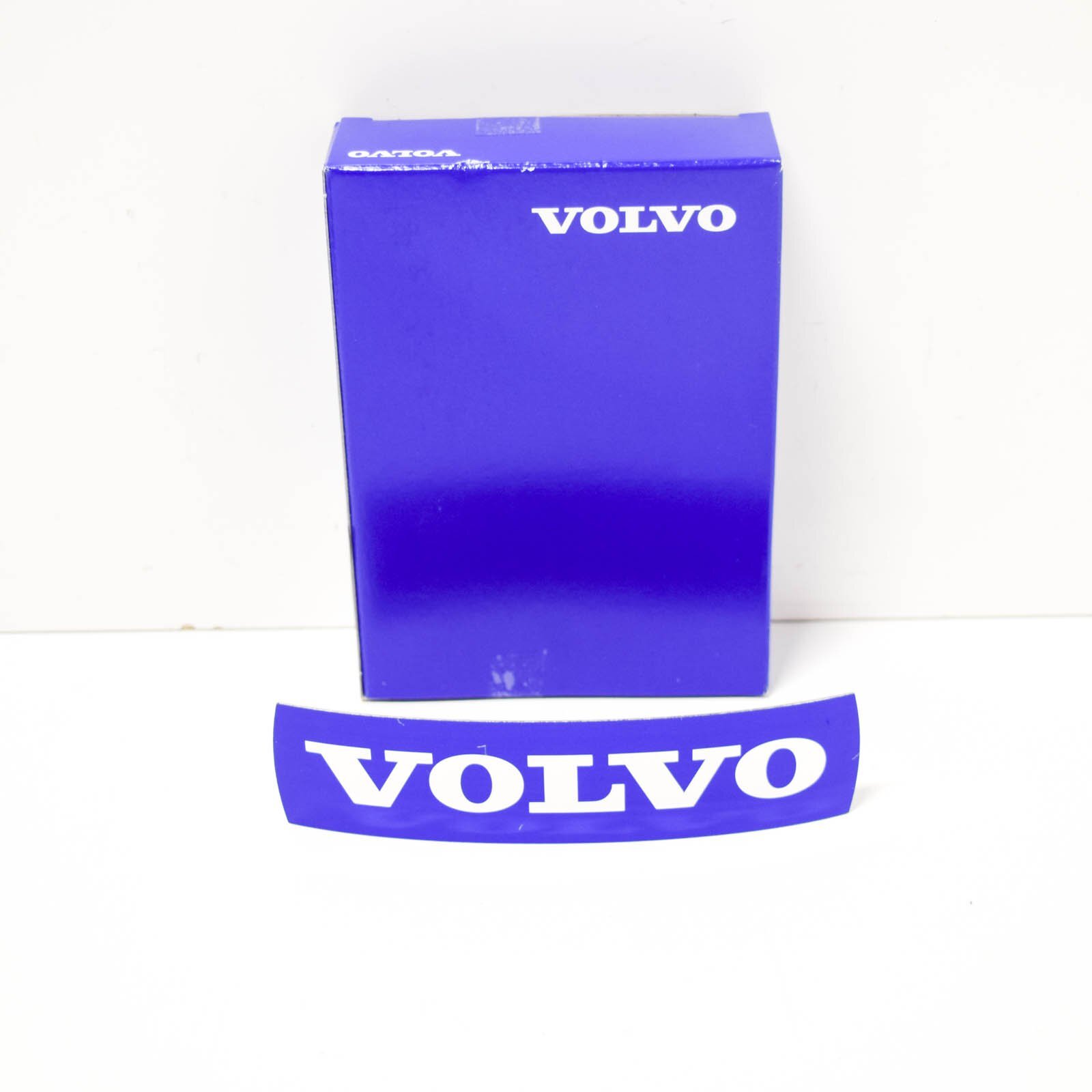 Original Volvo Genuine Grille Blue Badge Emblem 30796427 Xc60 for sale ...