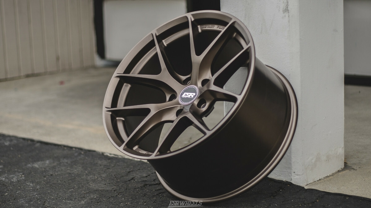 ESR RF2 18x9.5 +22 5x114.3 Bronze EVOX 350z G35 G37 Genesis Coupe 370z ...