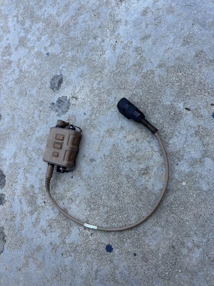 INVISIO V60 FDE PTT TRI-Com Control Unit INV14584 w/ INV 16749 6 Pin ...