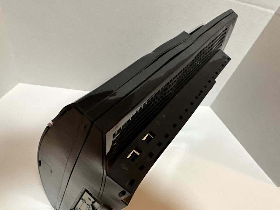 Sony PlayStation 3 PS3 Fat Console Only CECHG01 For Parts As Is ...