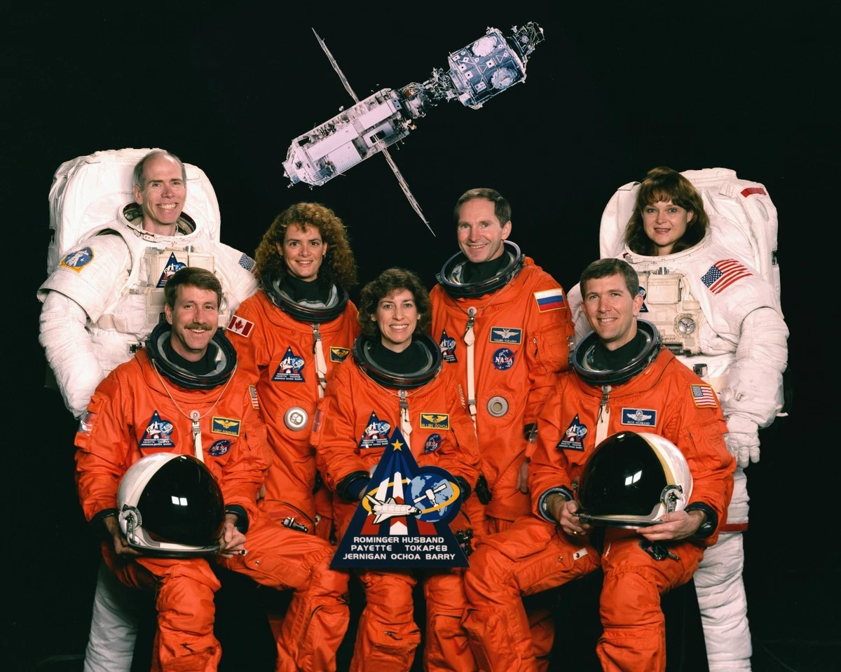 Amazing Nasa Photos Of Shuttle Astronauts