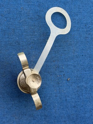 Vintage EKCO USA Bull Dog Push-Button Bottle Stopper w/ Handle - Pat ...